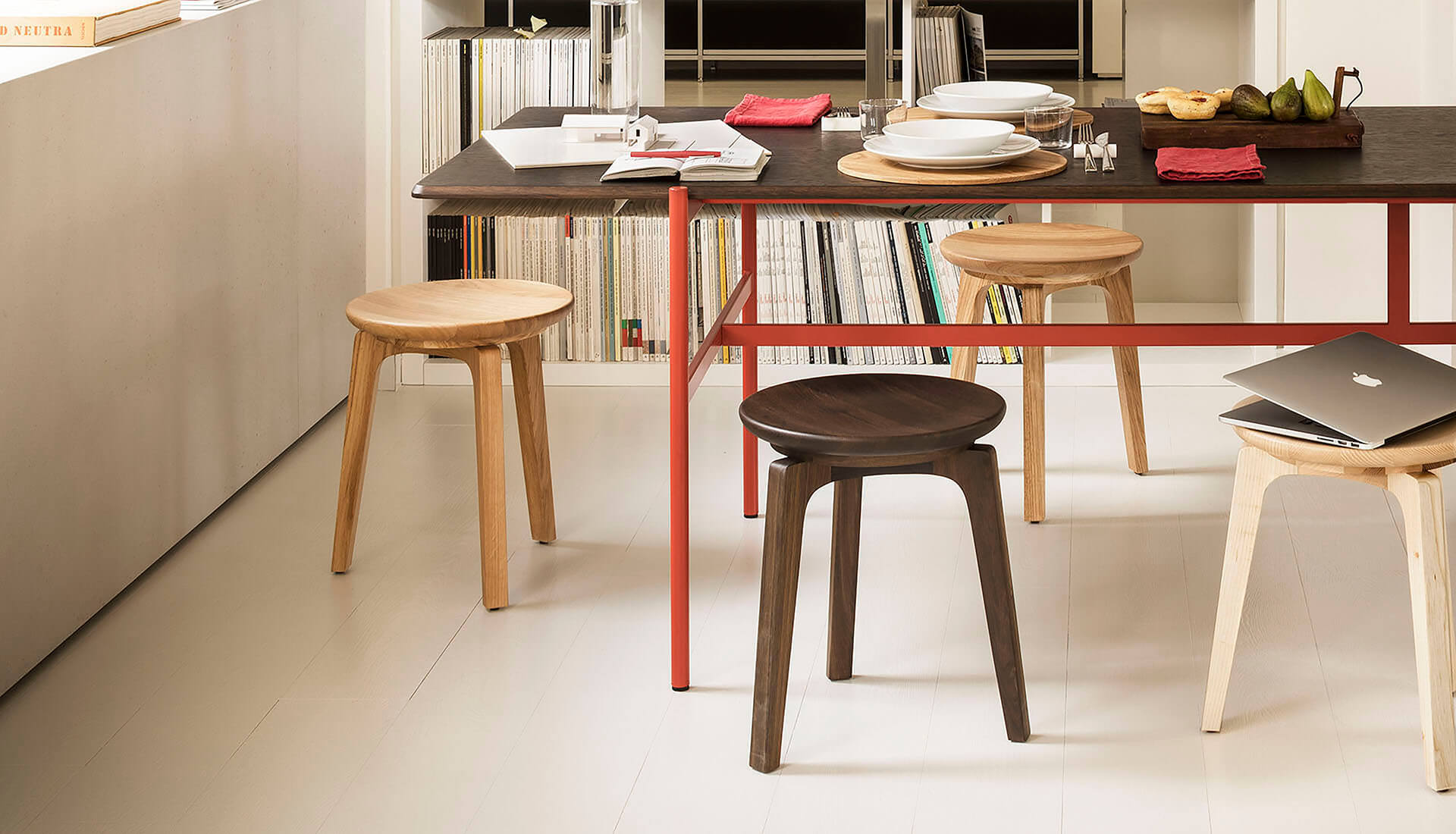 Tod - Low stools - True Design
