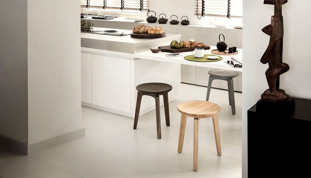 Tod - Low stools - True Design