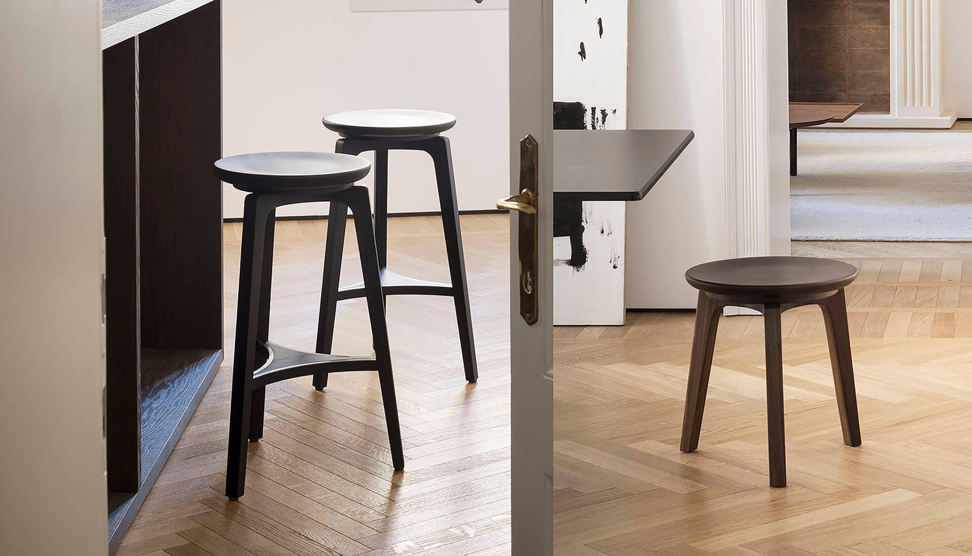 Tod - Low stools - True Design