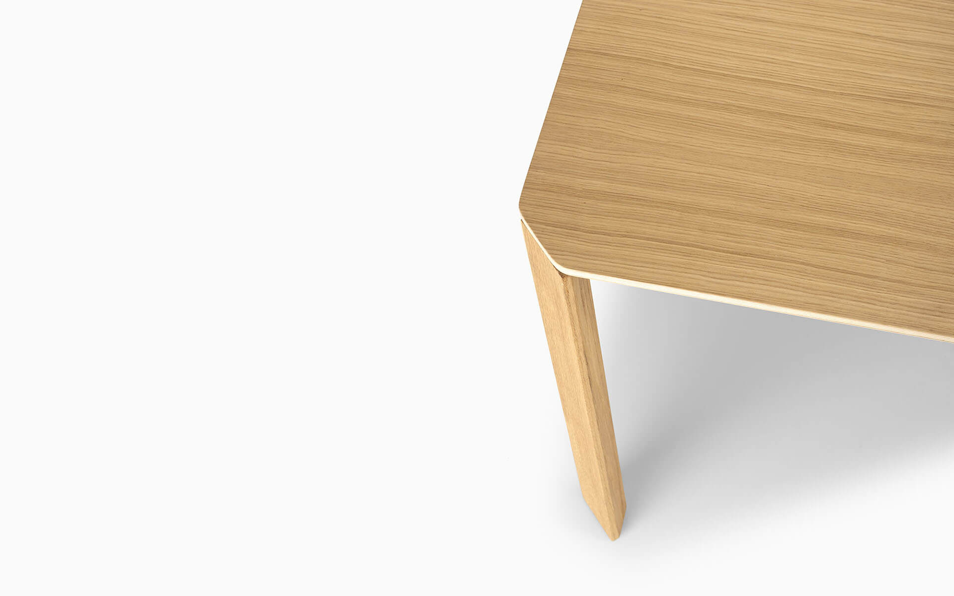 Ermete - Modern Dining Tables - True Design