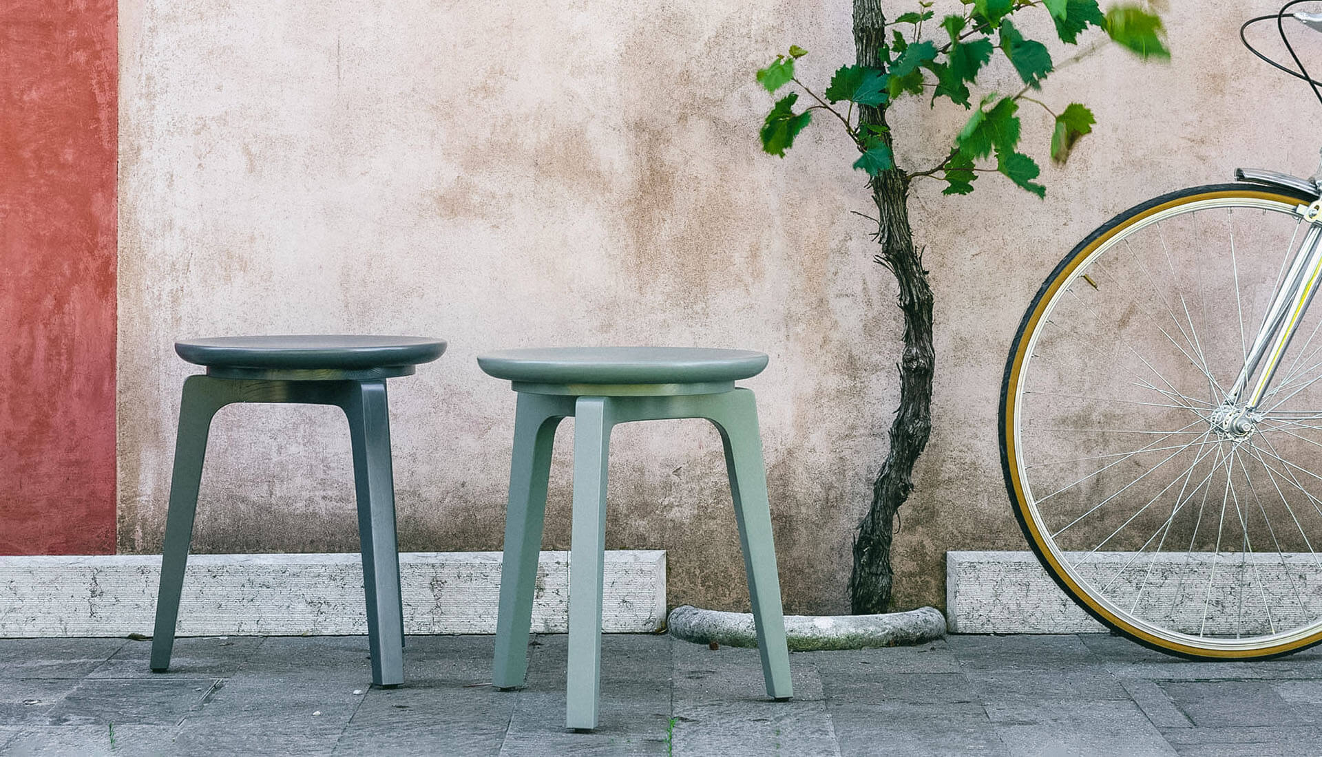 Tod - Low stools - True Design