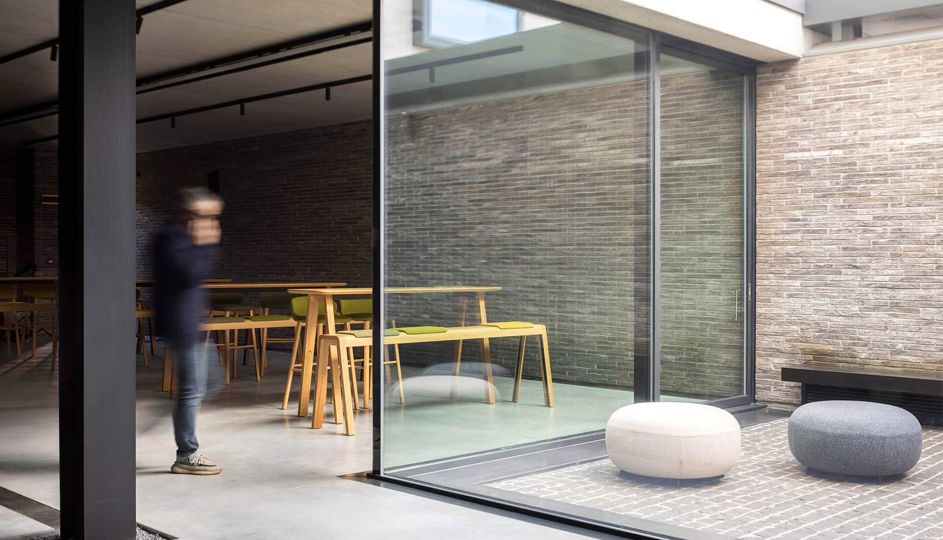 E-quo - modern design benches - True Design