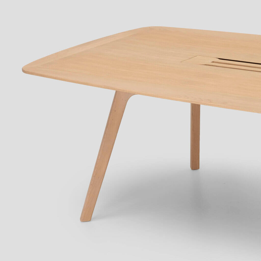 True tables - True Design
