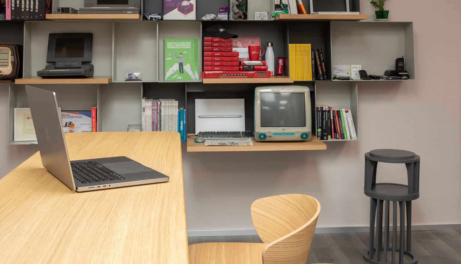 Jump Computer - True Design