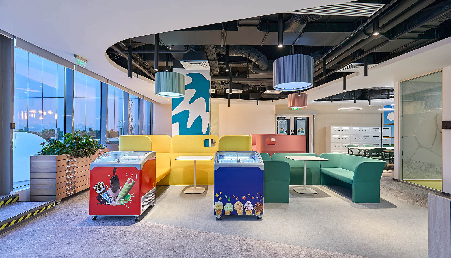Unilever Office furniture - True Design
