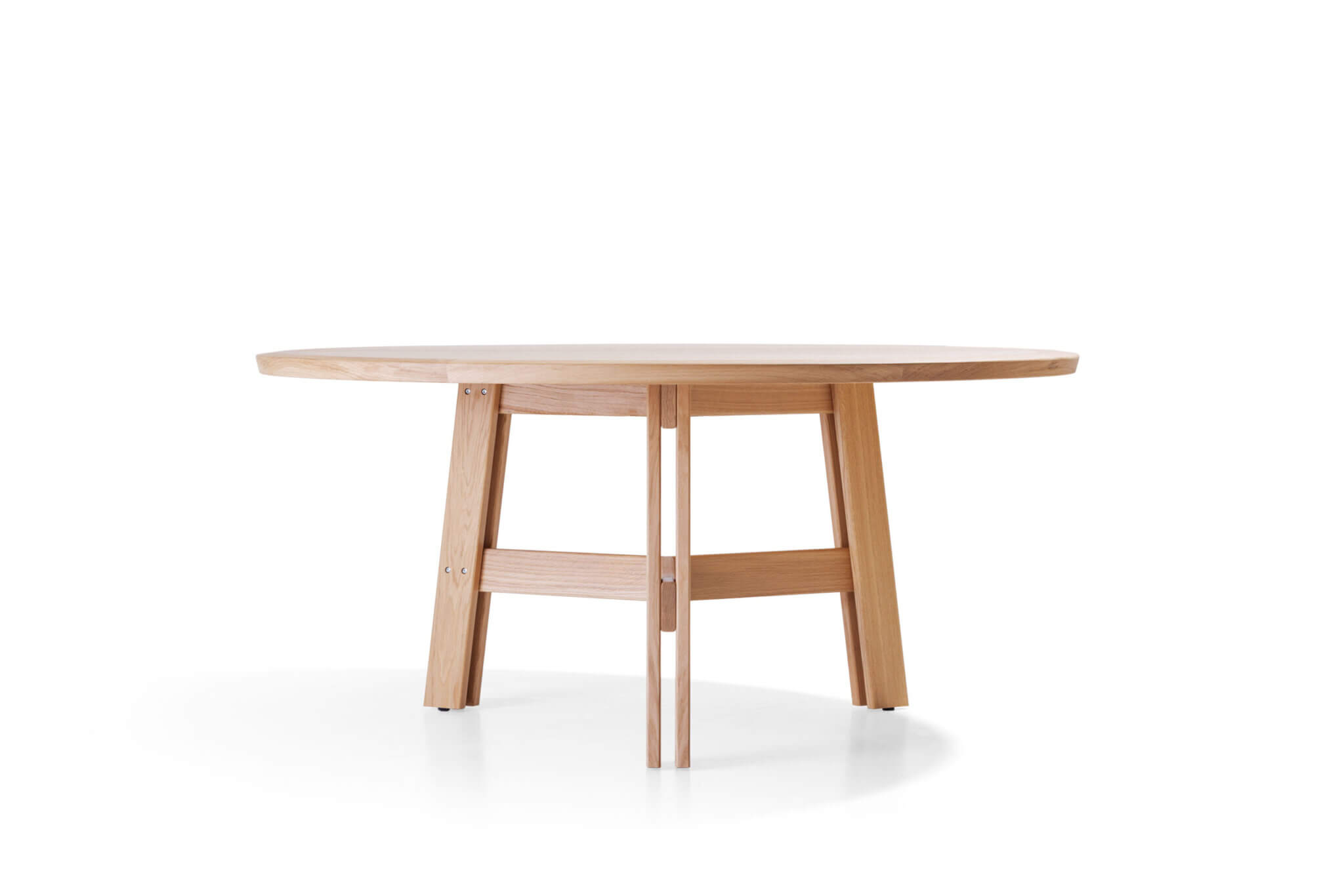 Zuel - solid wood table - True Design