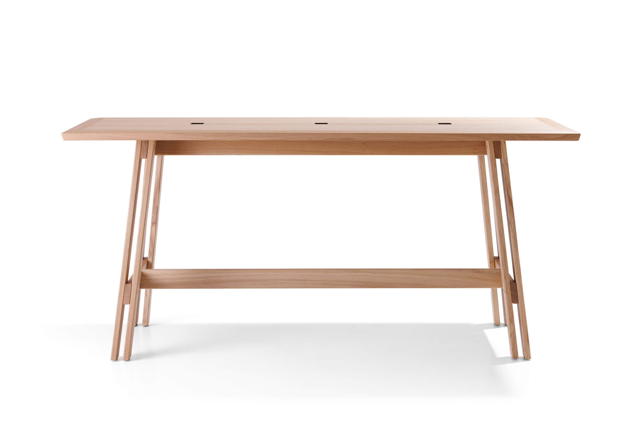 Zuel - solid wood table - True Design