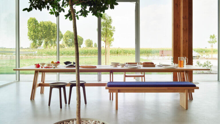 Zuel - solid wood table - True Design